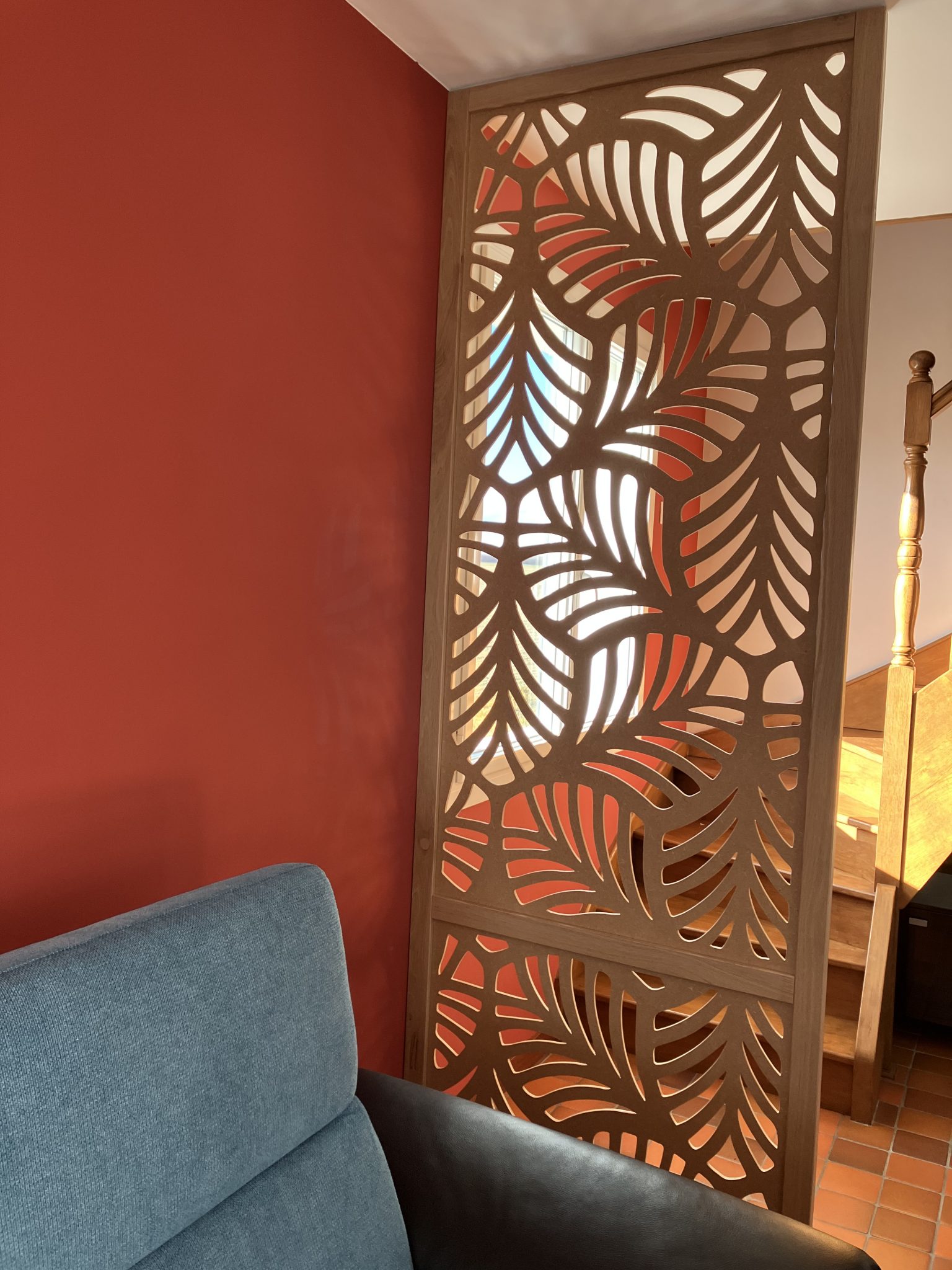 Claustra floral en bois - LEONARD DIJON